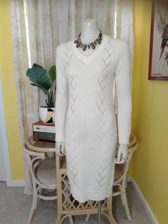 Iconic '80s Body Hugging Knit - Gem