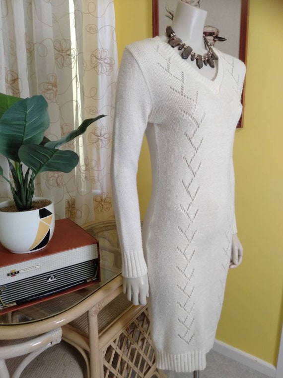 Iconic '80s Body Hugging Knit - Gem