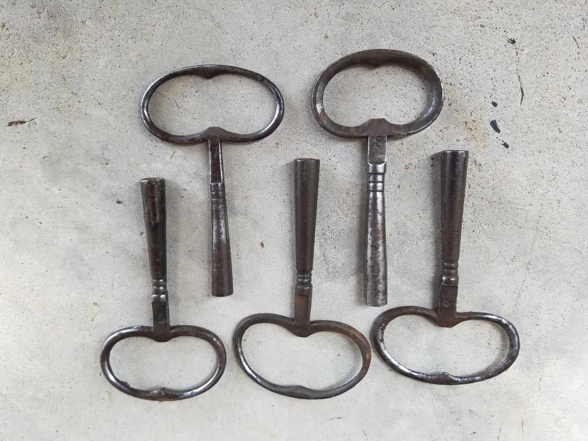5 Antique French Mantel Clock Keys,replacement Parts, Antique Crafting ...