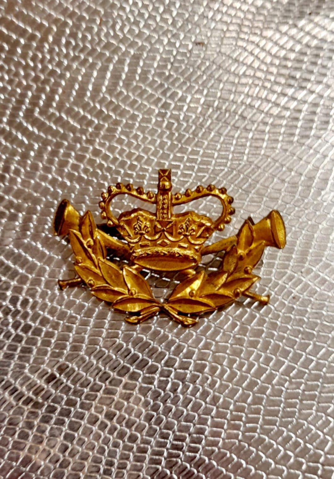 Vintage 1950s Royal Mail Cap Badge – G.P.O. Collectible - Etsy