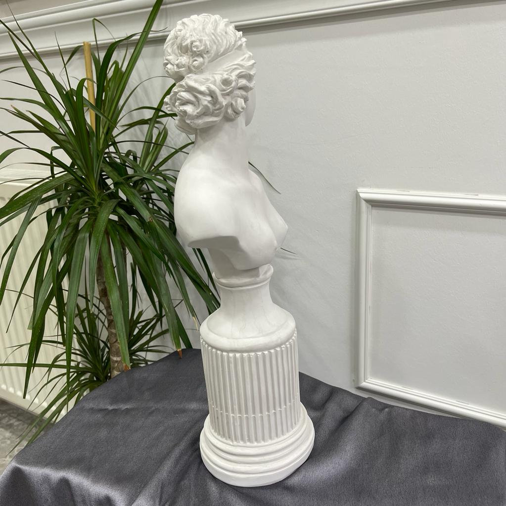 Elegant Half Naked Woman Bust Statue – Artistic Sculpture, Timeless ...