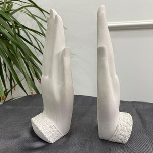 Indian Hands Statue, Book Handsles Sculpture, White Home Decor ...