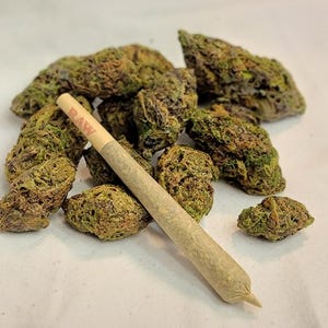 Fake Joint Prop – 4" King Size Faux Doobie | Realistic Weed Movie Prop ...