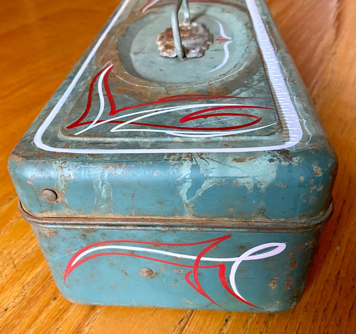 Hand Painted, Lettered and Pinstriped Toolbox/tacklebox - Etsy