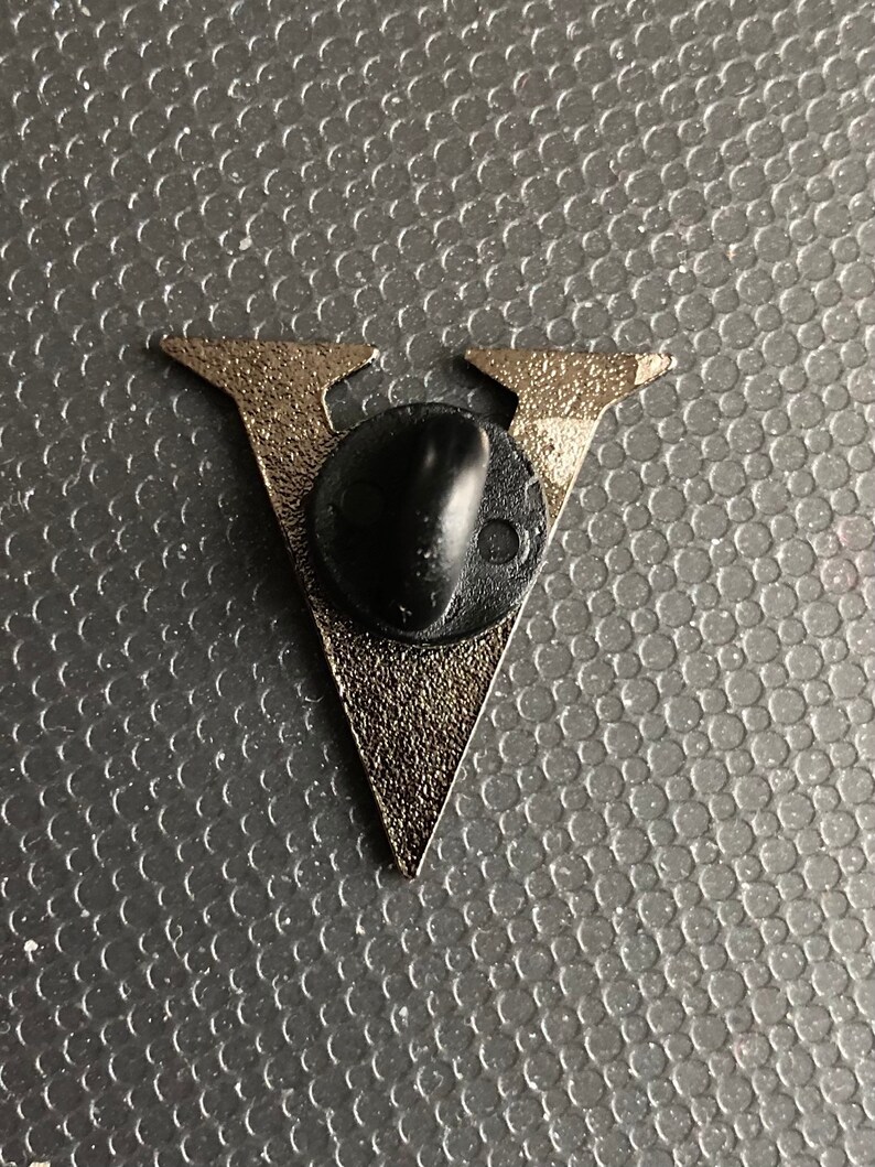 V-series Vox Unofficial Hazbin Hotel Pin | Etsy