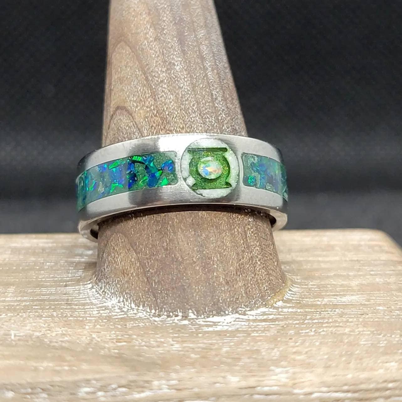 Lantern's Light Glow Ring, Green Lantern Everyday-wear Ring, Hand-made ...