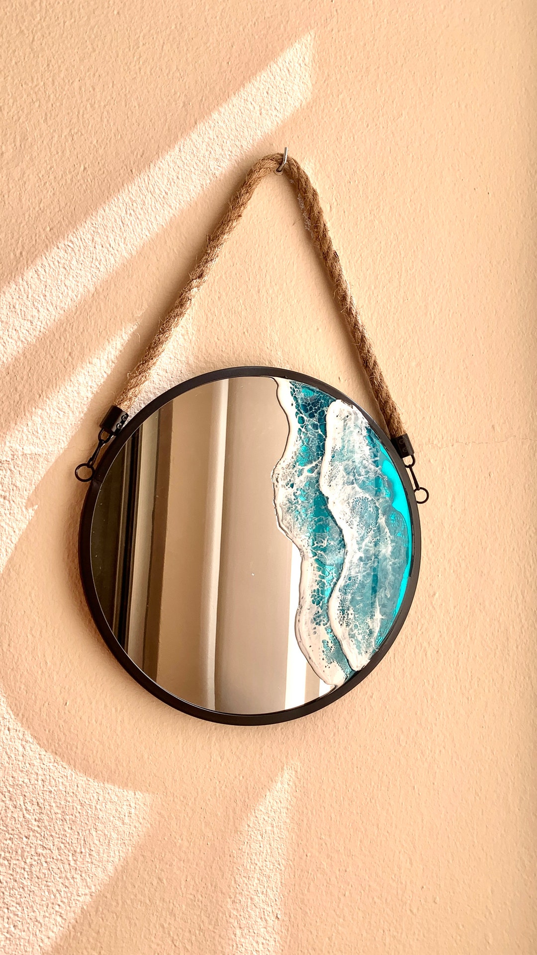 Resin Wave Decorated Hanging Mirror, Round Marine Art Mirror, Resin ...