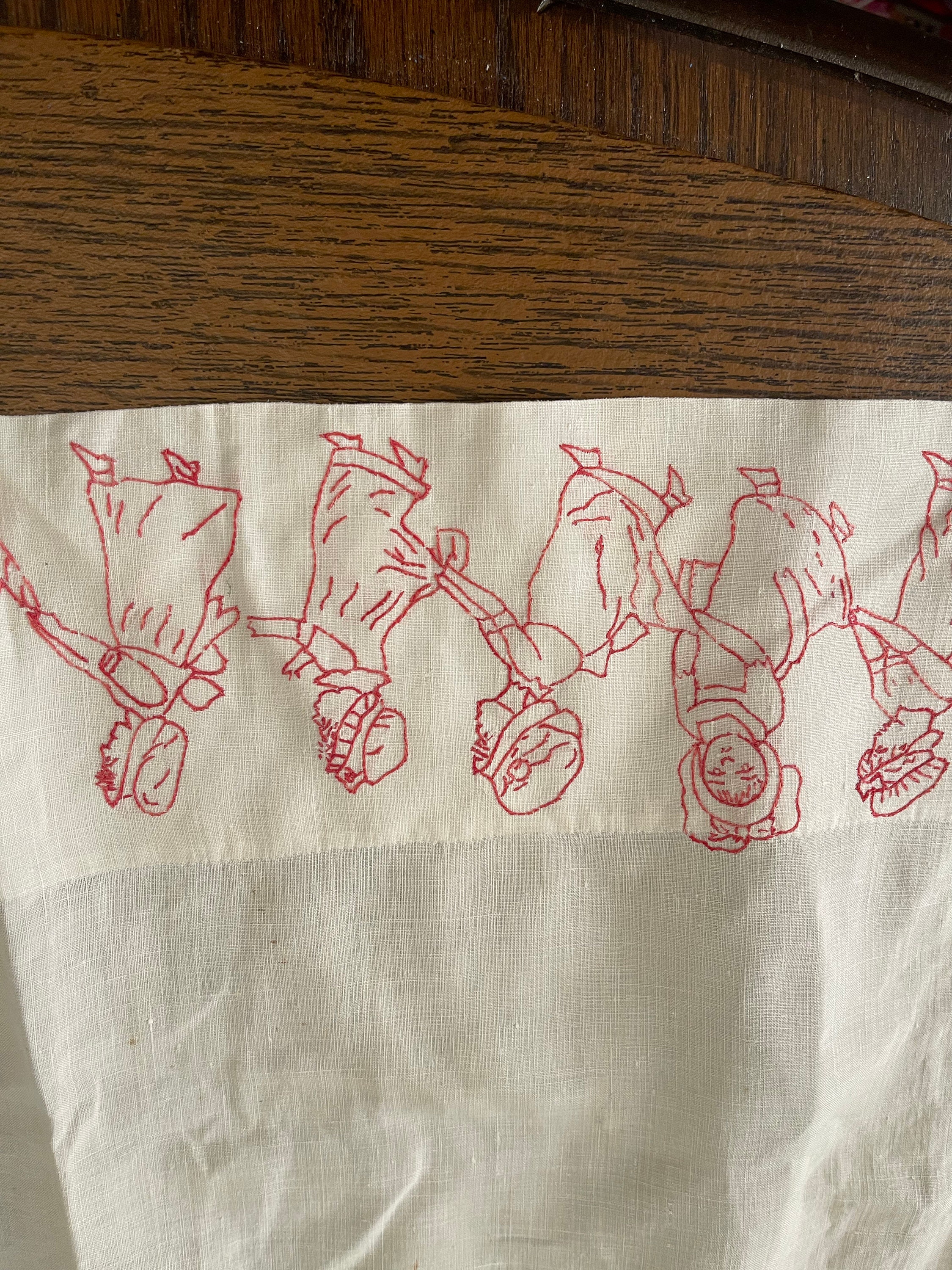 Victorian Redwork Apron - Etsy