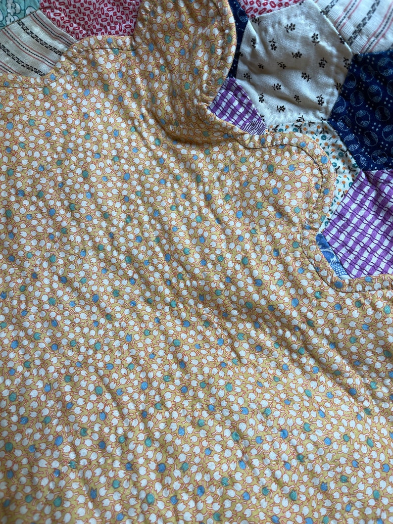 Hexagon Medallion Quilt-1930s - Etsy