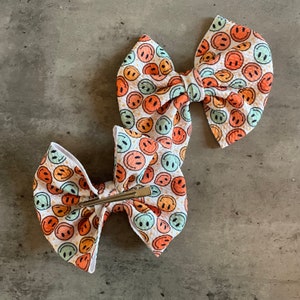 Smiley Face Hair Bow Smiley Face Bow Rainbow Smiley Faces - Etsy