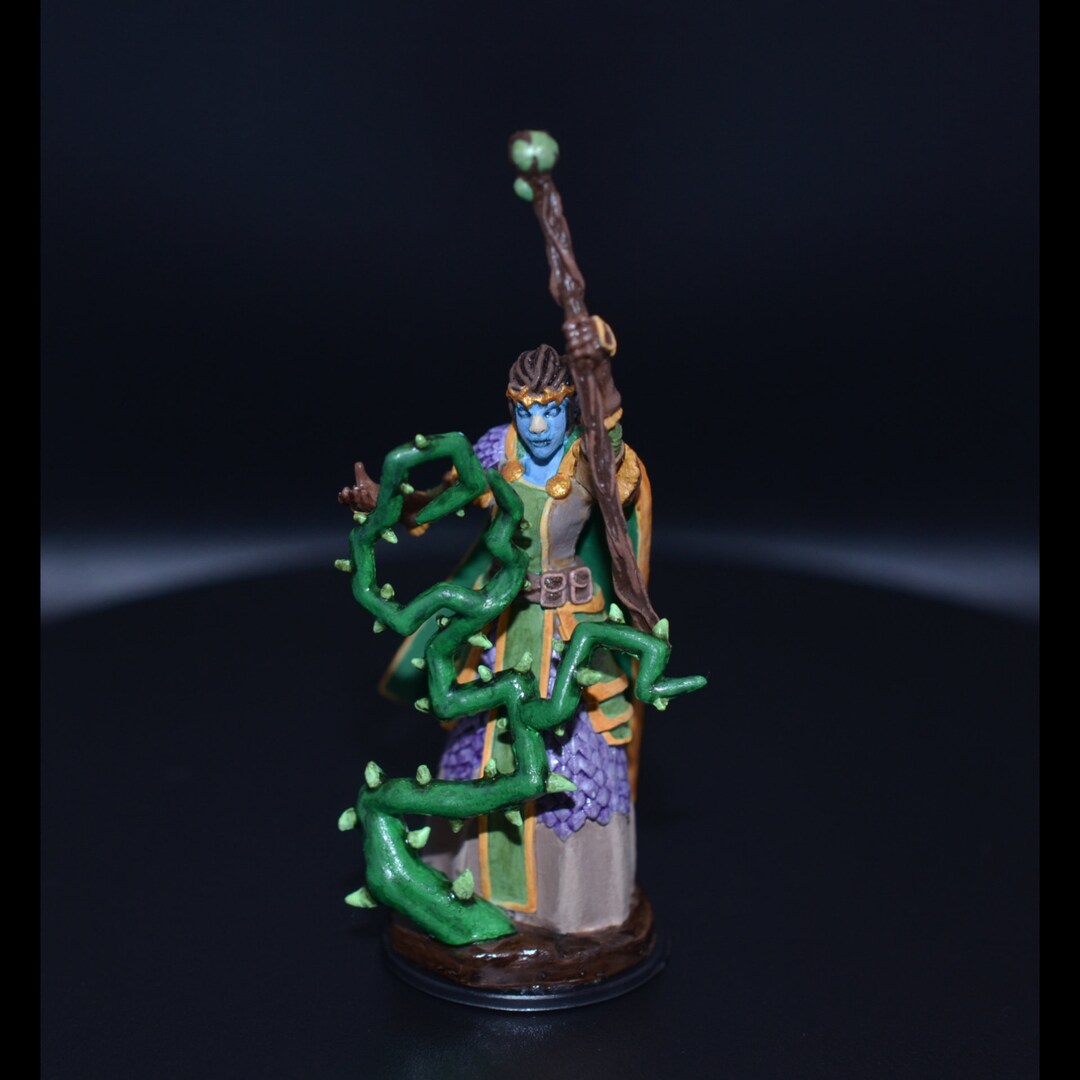 Female Firbolg Druid - Etsy