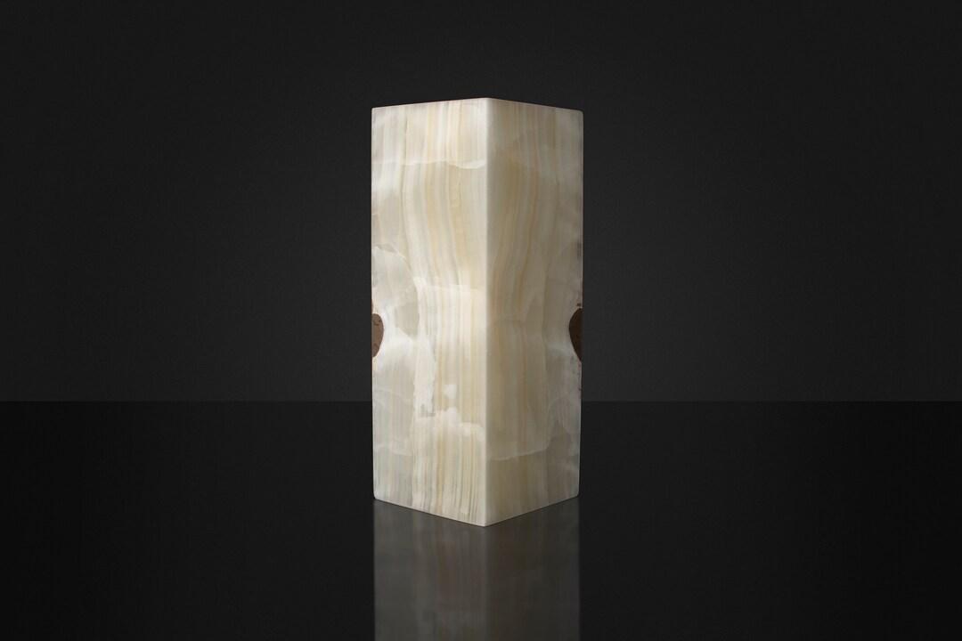 White Amber Onyx Table Lamp - Etsy