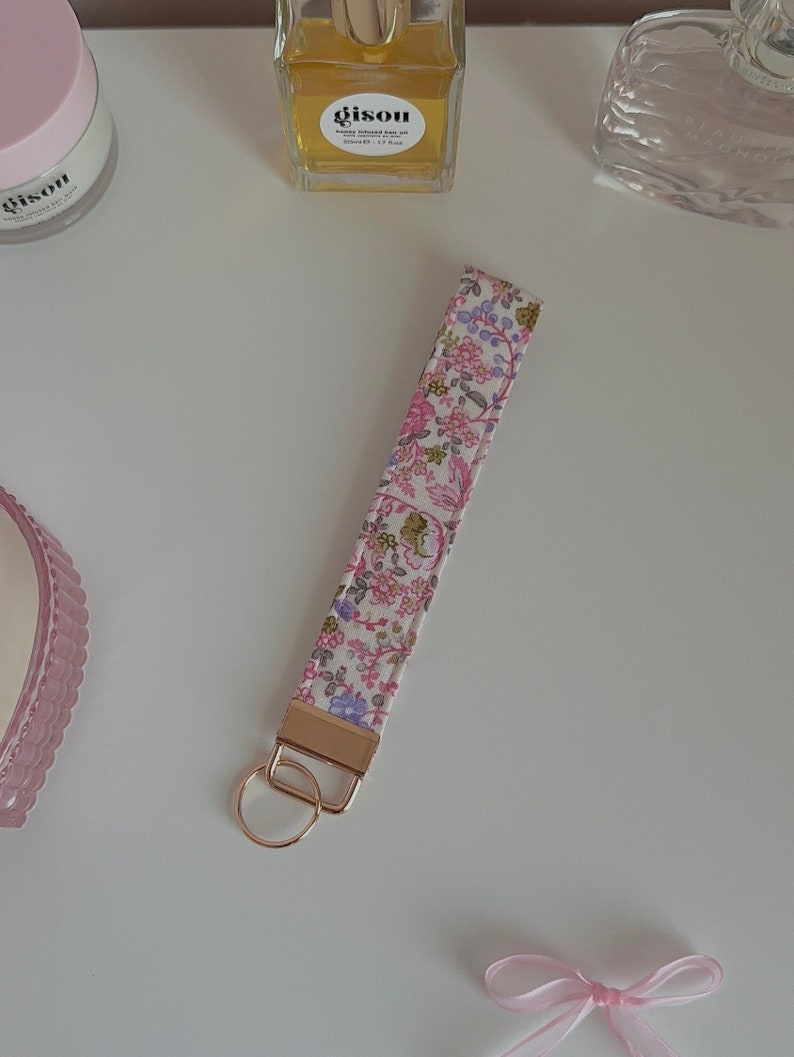 Floral Wristlet Keychain: Handmade Cotton Key Fob - Coquette Style - Etsy