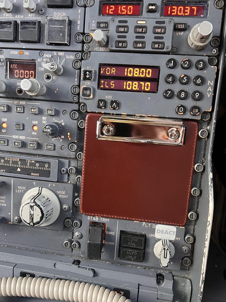 Boeing 737 Leather Clipboard – Aviation Pilot Accessory - Etsy