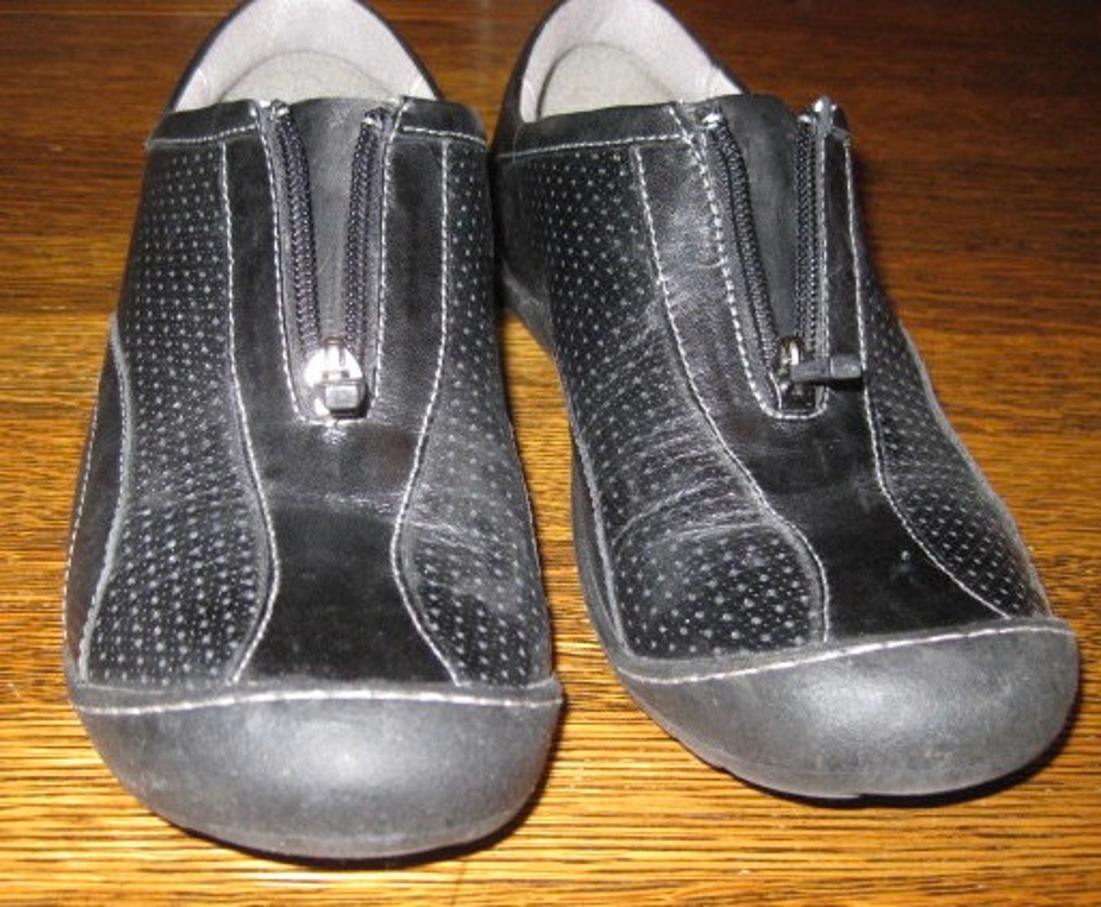 Clark's 'springers', Women's 8, EU 39, Black Leather Shoes With Front ...