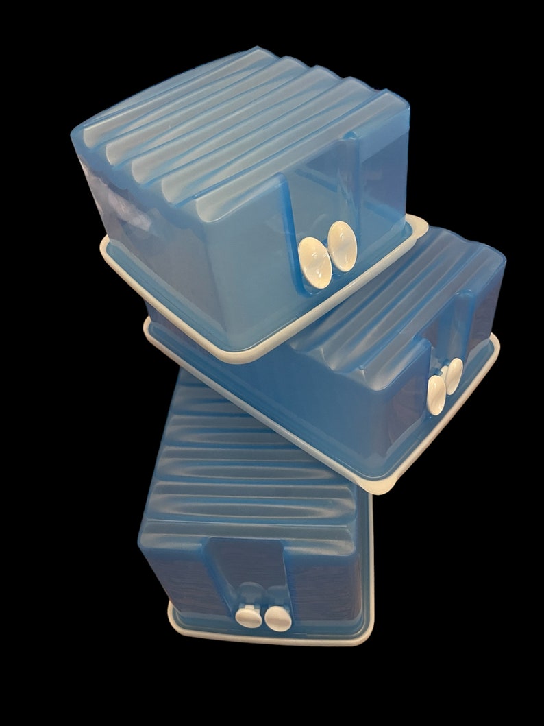 Set of 3 Blue Tupperware Fridgesmart Produce Rectangular Fruit and ...