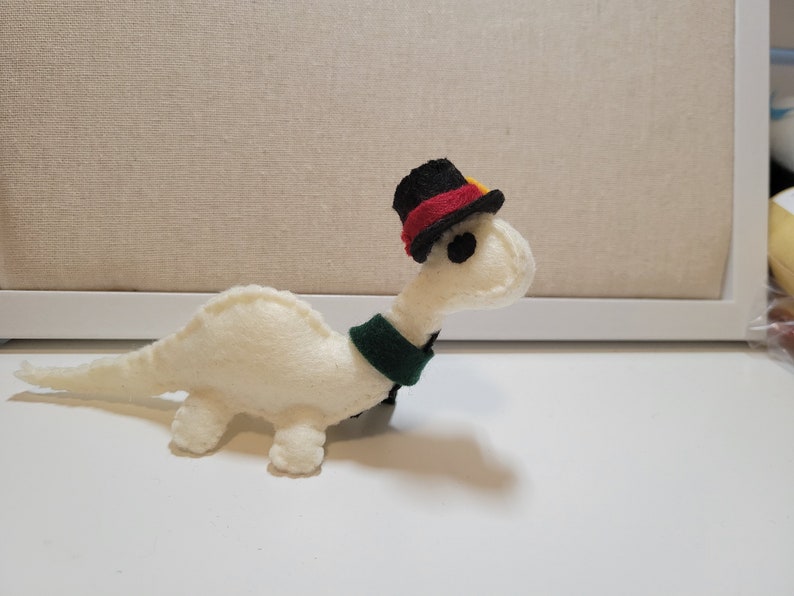 Snowman Long Neck Dinosaur - Etsy
