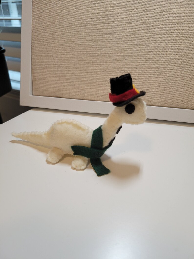 Snowman Long Neck Dinosaur - Etsy