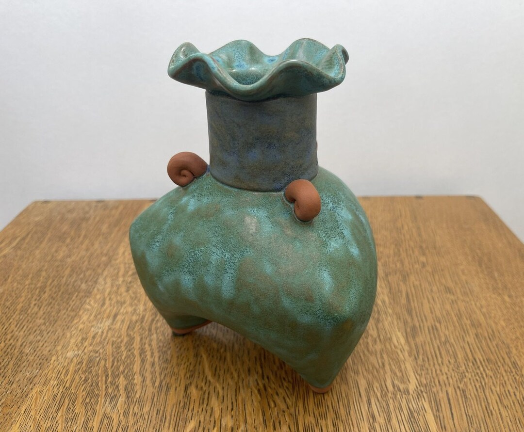 Handmade Contemporary Vase, Signed Sandi P. (pierantozzi), 3-footed ...