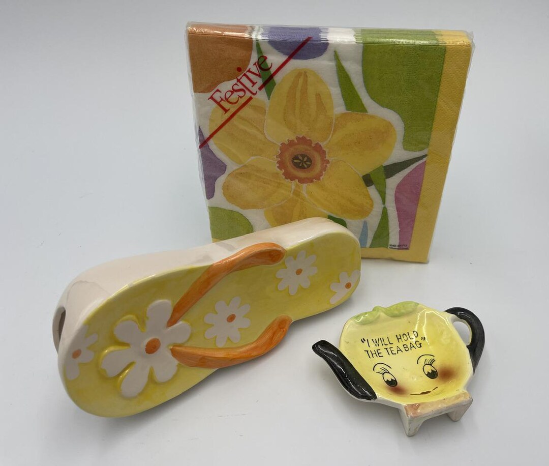 Vintage Lot MCM Yellow Kitchen Decor! Vittleitaly Italian Radiators ...