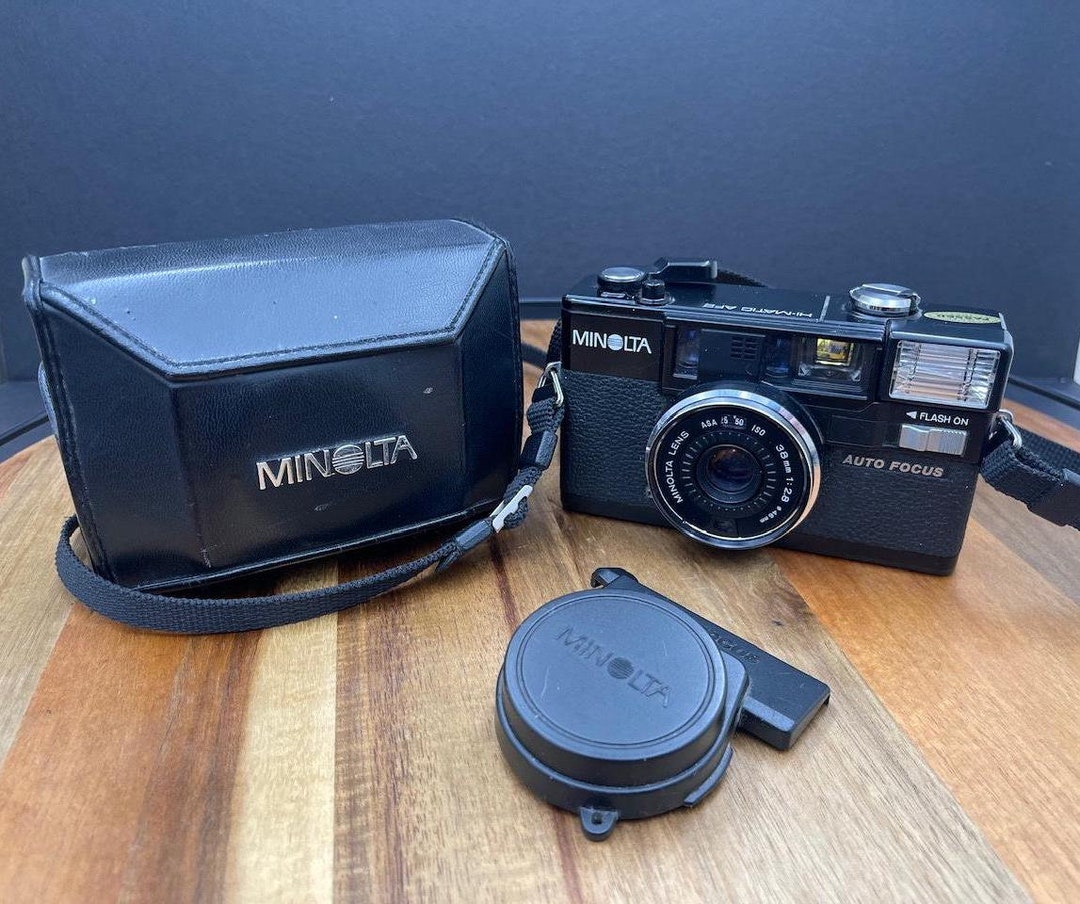 Vintage Minolta Hi-matic AF2 Film Camera, 35mm, Auto Focus, Works, Case, Neck Strap, Lens Cap ...