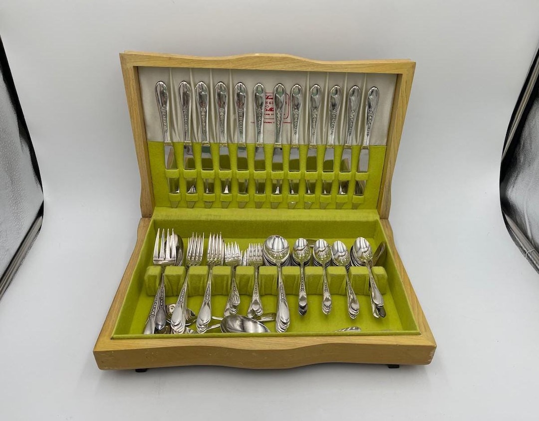 Antique Wm. Rogers Mfg Co. Silver Plated Flatware, Priscilla Lady Ann Silverware Set, 82 Pcs ...