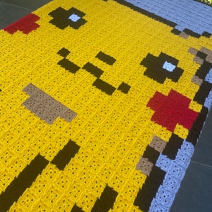 Pixel Crochet Television Character Blanket Movie Character Crocheted ...