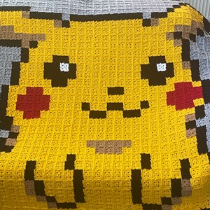 Pixel Crochet Television Character Blanket Movie Character Crocheted ...