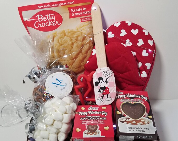 Fun Baking Gift Set | Cookie Mix, Baking Essentials, & Hot Chocolate - Etsy