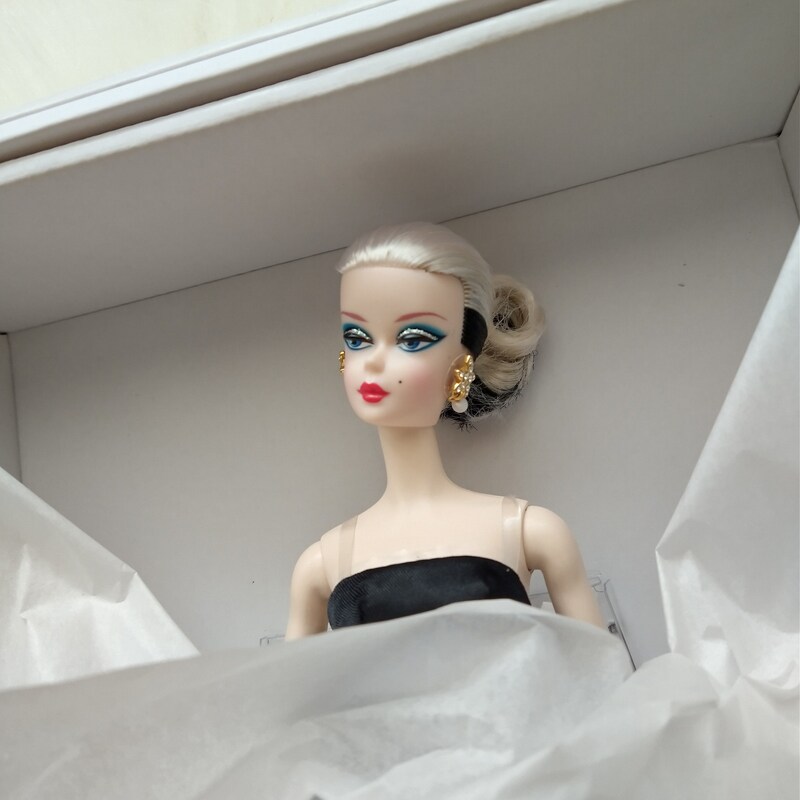 Silkstone Barbie - Etsy
