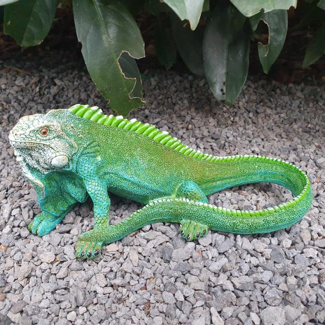 Iguana Garden Figure 16 Cm Green – Detailed Reptile Figure for Flower ...