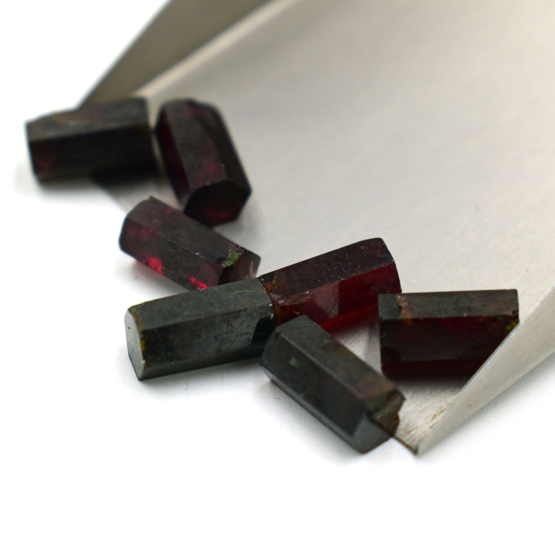 Red Garnet Hexagonal Facet Pillar Gemstone, 5x10 Mm Fancy Small ...