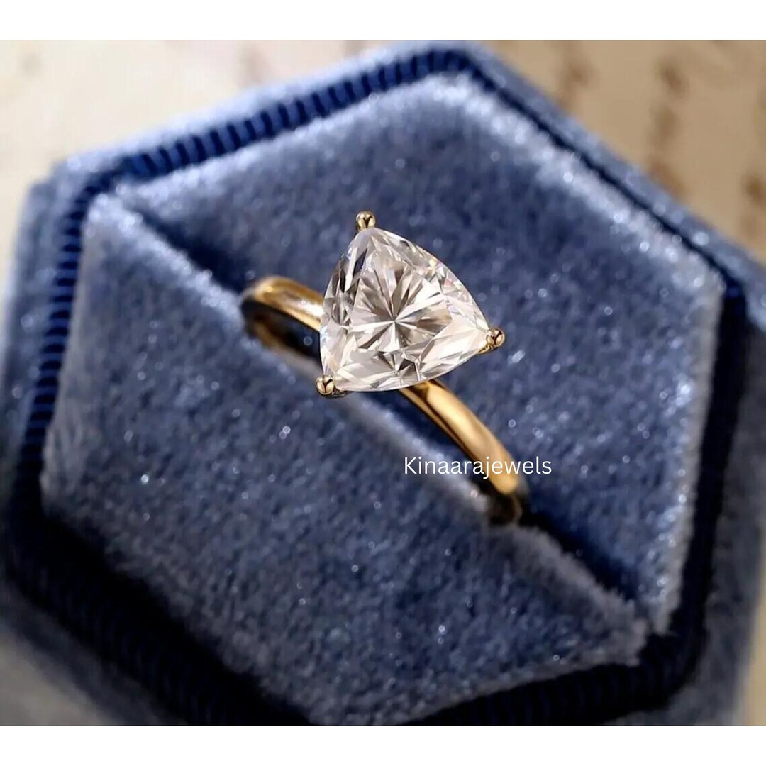 Trilliant Lab Grown Engagement Ring Trilliant CVD Ring 1.00 CT Lab Grown Diamond Engagement Ring ...