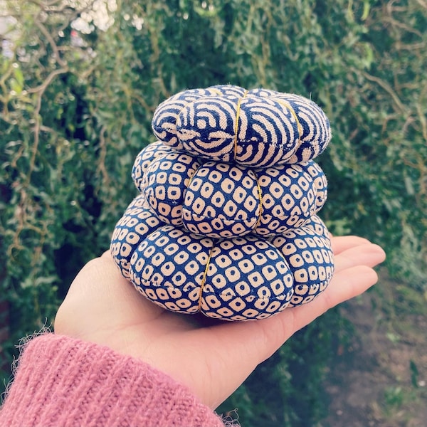 Pin Cushions - Etsy UK