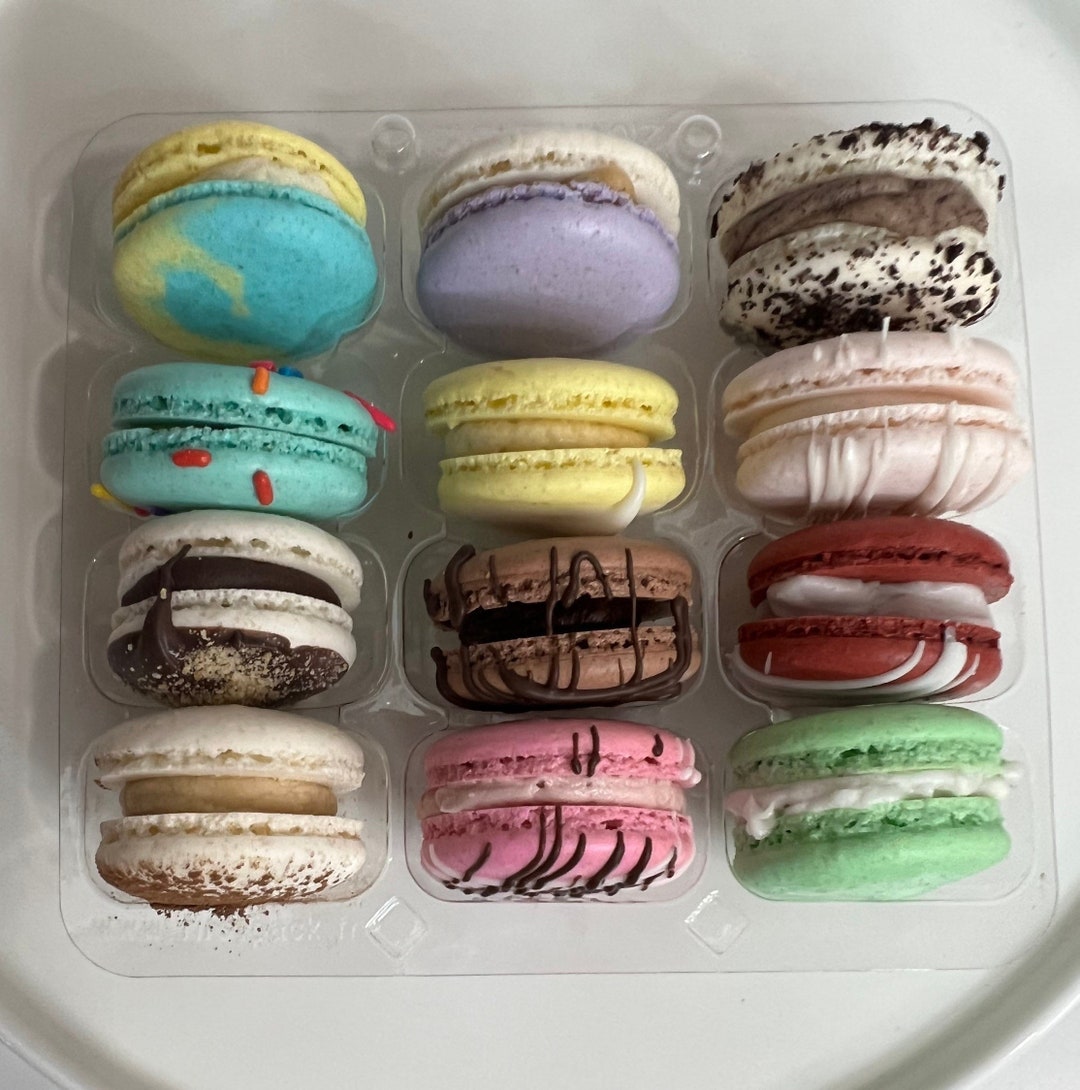 12 Surprise Me / French Macarons Assorted Macaron Gift Box Macaron ...