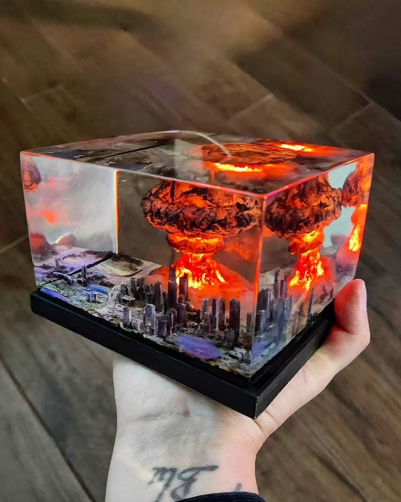 Atomic Bomb Resin Diorama Sculpture, Custom City Lamp - Etsy