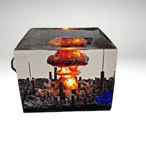 Atomic Bomb Resin Diorama Sculpture, Custom City Lamp - Etsy