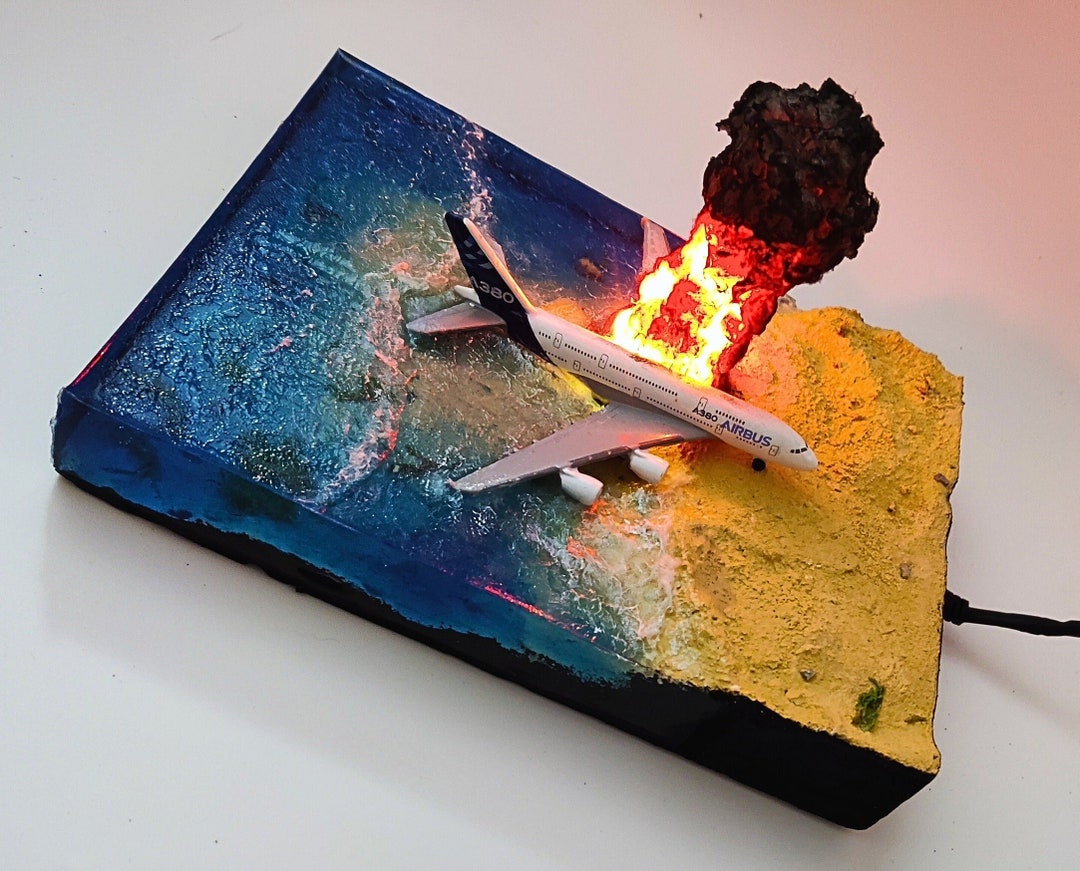 Diorama With Resin, Miniature Plane Disaster, Beach Diorama, Explosion ...