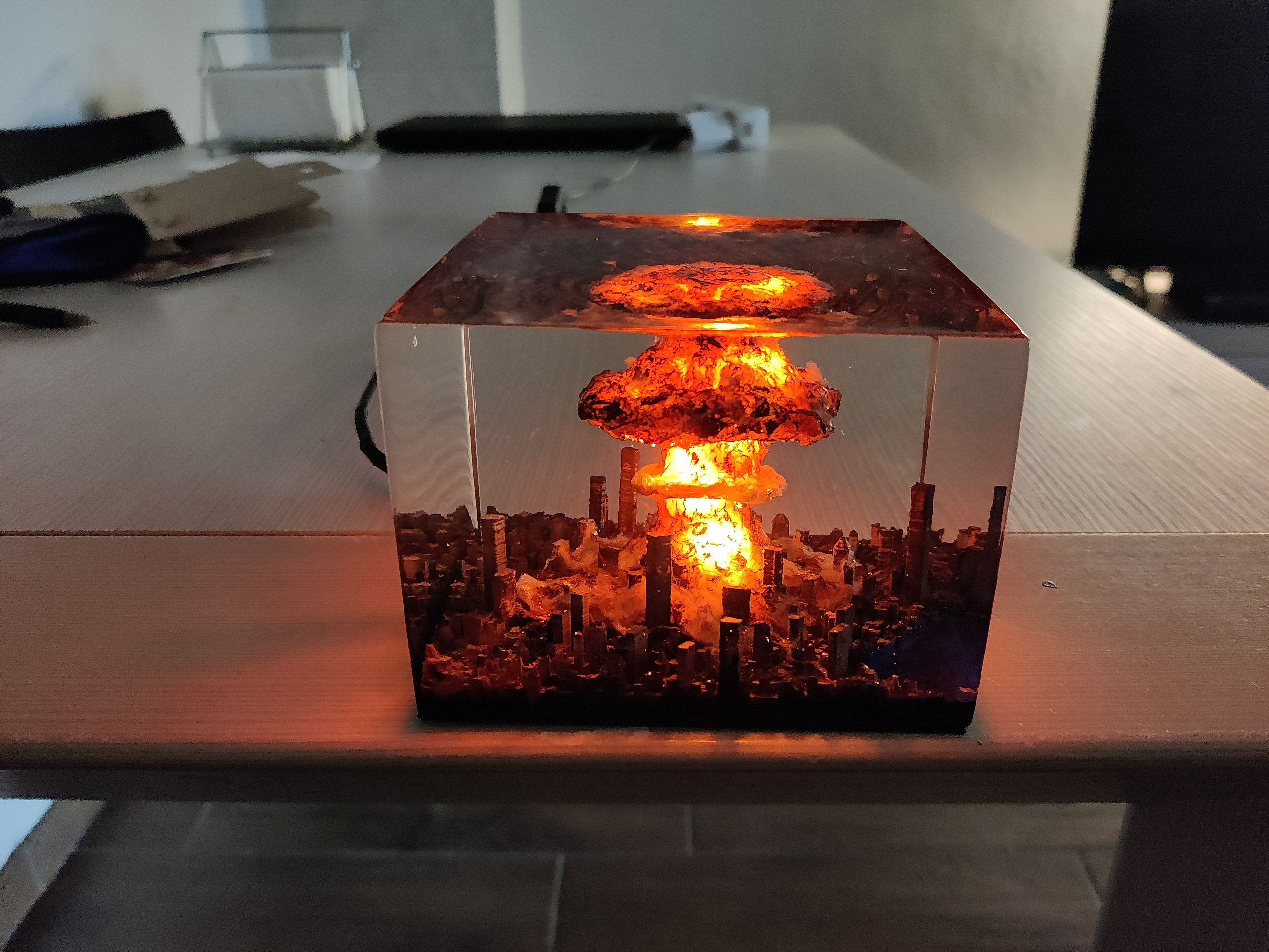 Resin diorama atomic bomb resin sculpture nuclear - Etsy España