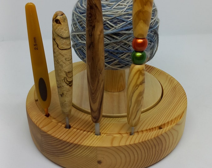 Turned Wool Unwinder / Yarn Unwinder With Needle Holder for Crochet ...