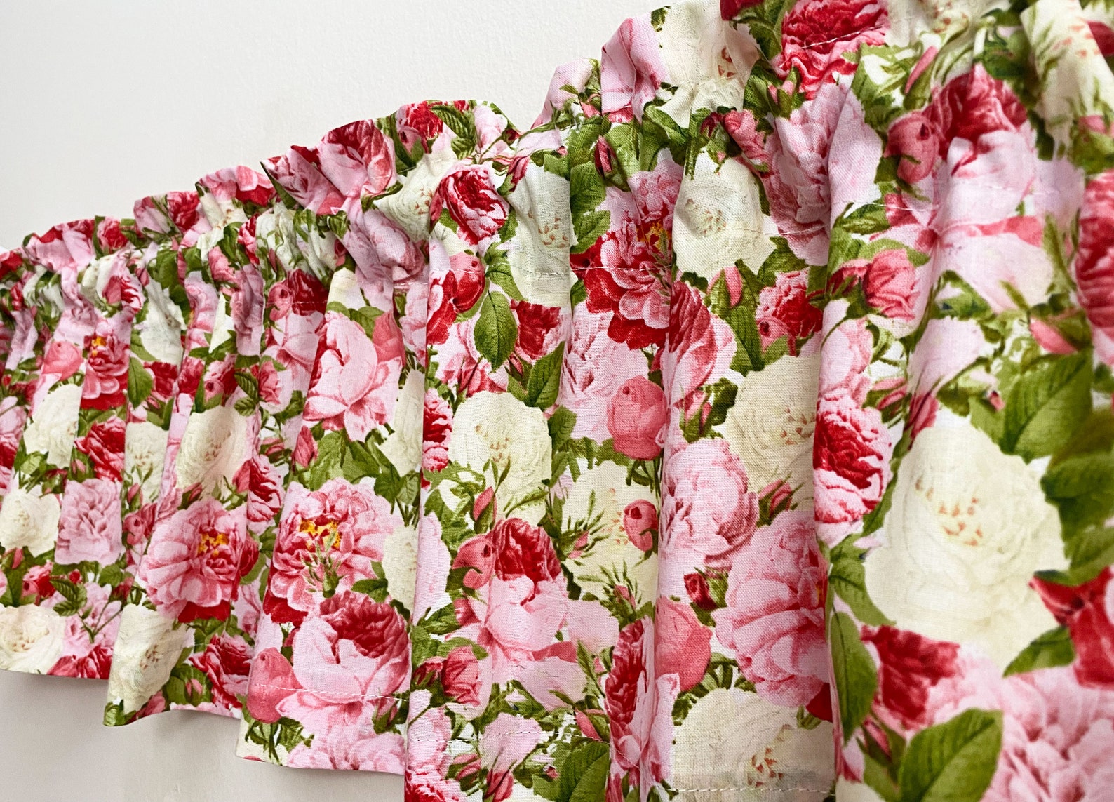 Pink Roses Kitchen Valance - Etsy