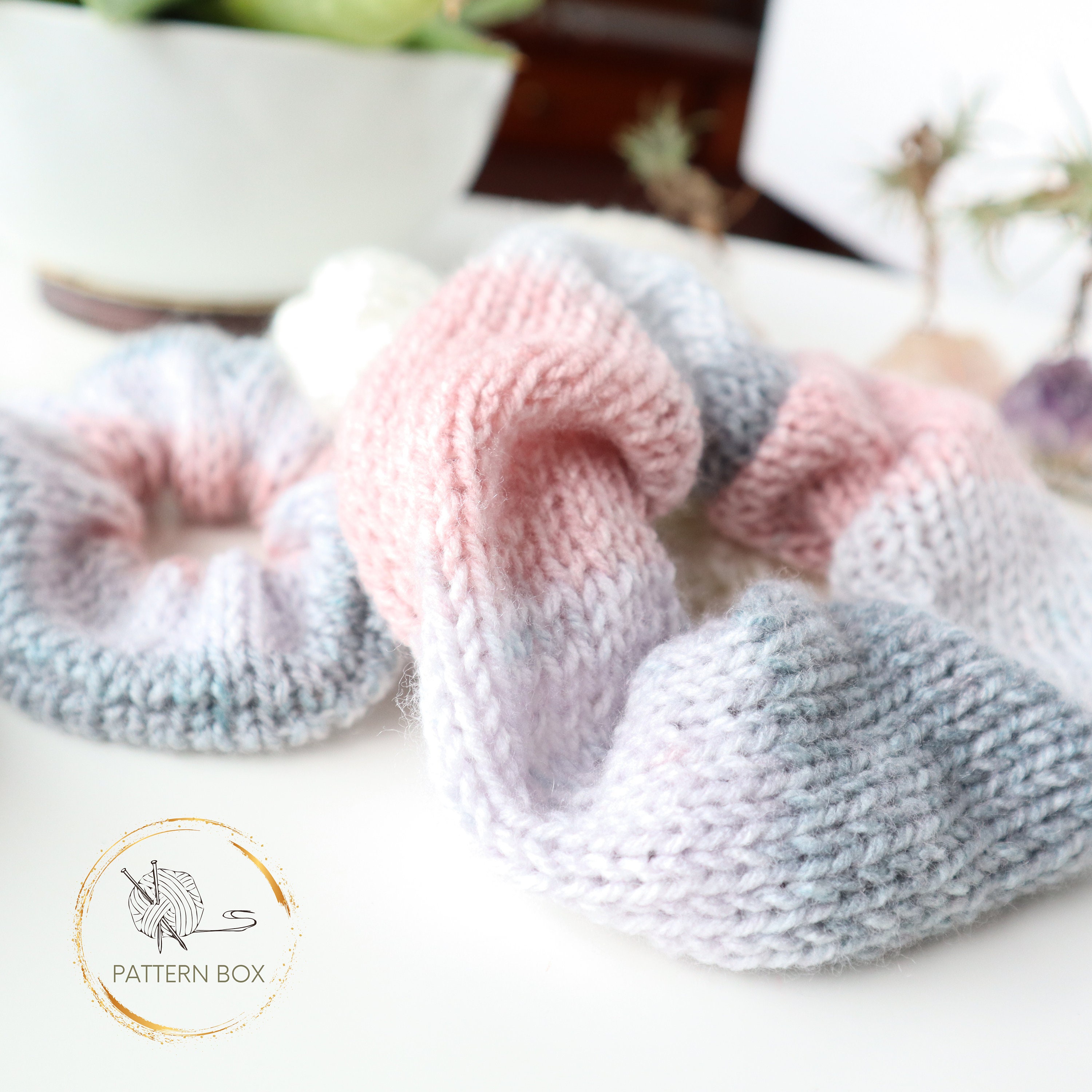 Knitted Cotton Scrunchie Pattern That’s Great for Beginners and as a Do ...