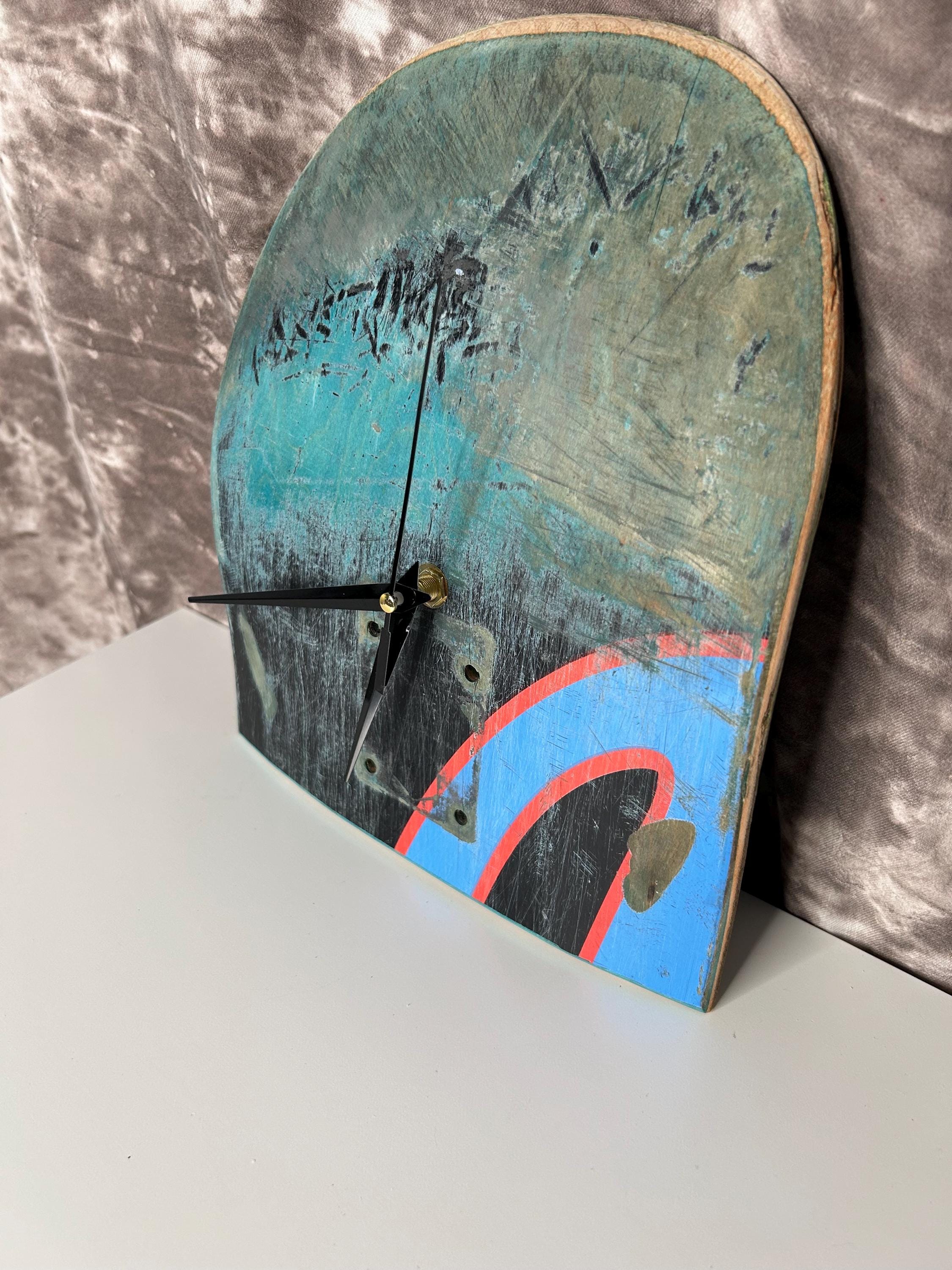 Upcycled Fractured Skateboard Clock - Etsy