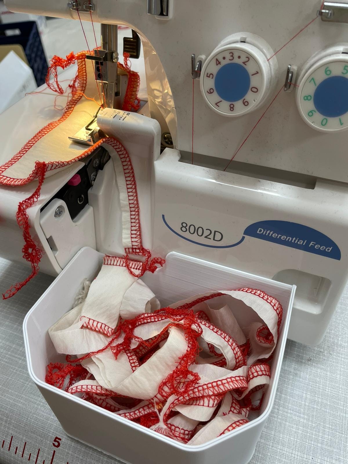 Thread Catcher Collecting Container for Fabric Scraps - Suitable for ...