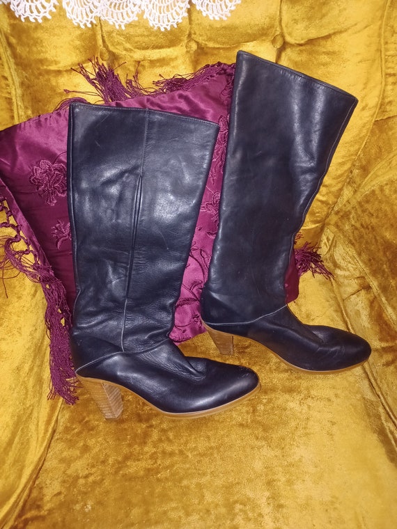 Vintage Knee High Boots Gem