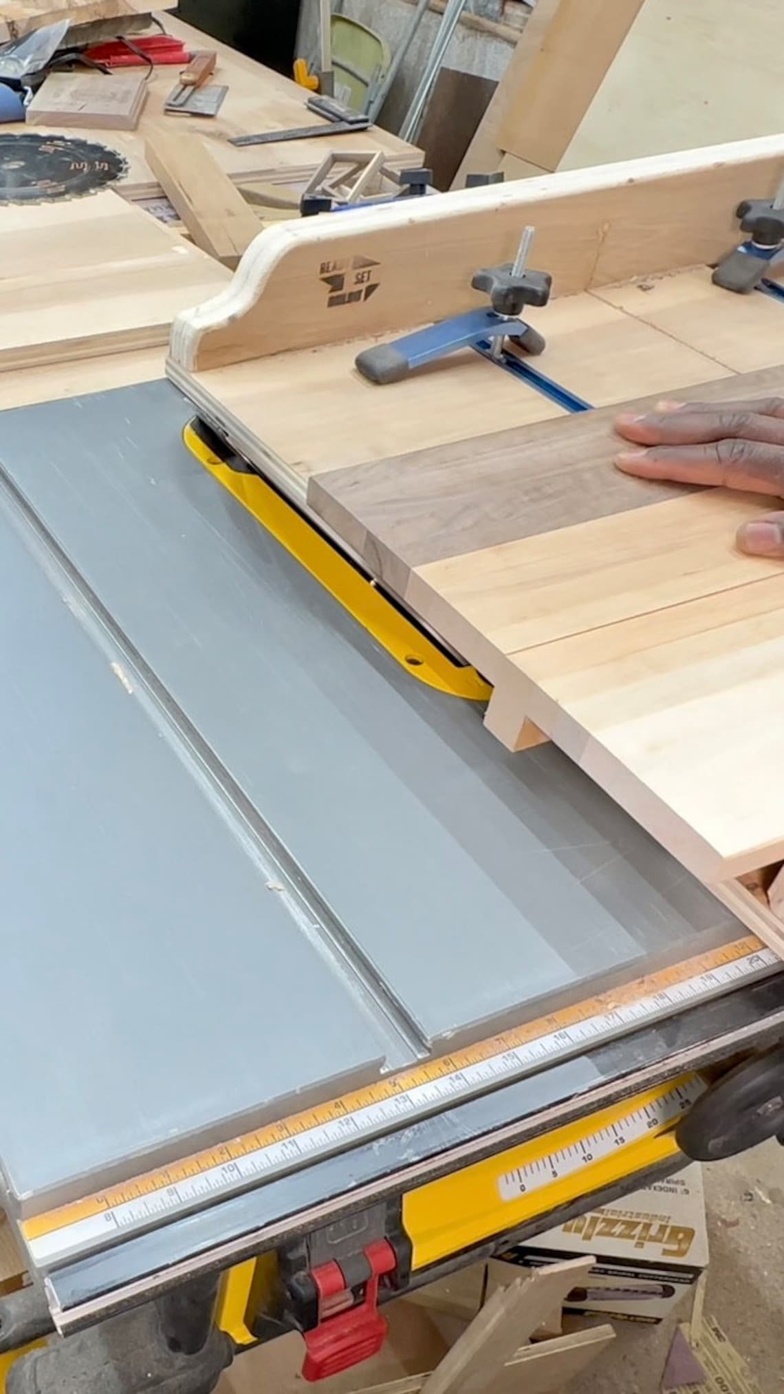 Cross Cut Sled Plans / Table Saw Sled Plans / Job Site Saw / Cabinet ...