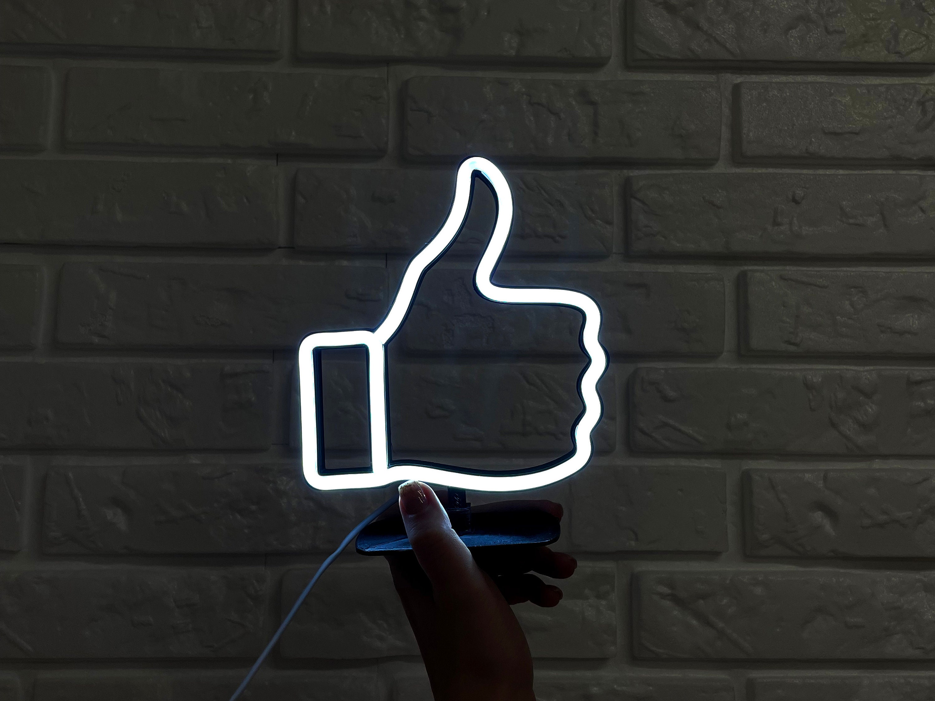 Thumbs up Neon Sign: LED Desk Light, Table Decor - Etsy