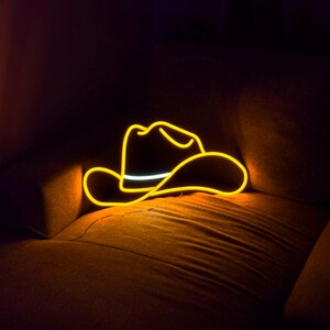 Cowboy Hat Neon Sign, Rodeo LED Sign for Wall Decor White Honky Tonk ...