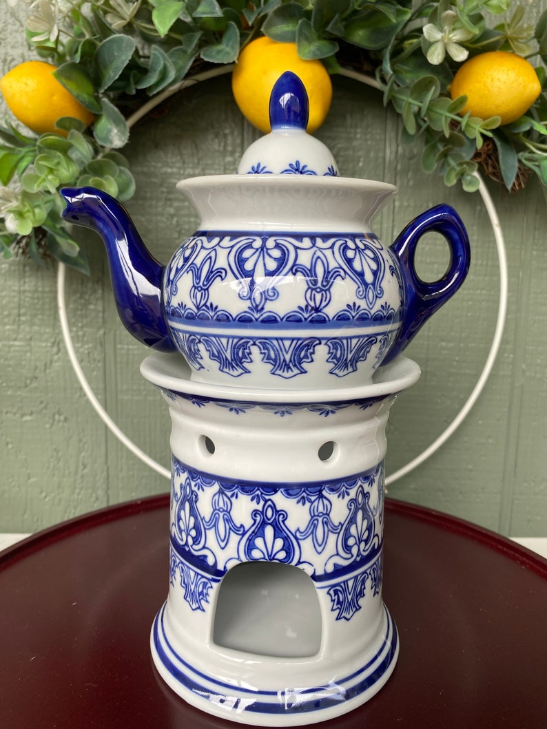 Bombay Porcelain Blue & White Teapot With Warmer Stand for Tea / Coffee ...