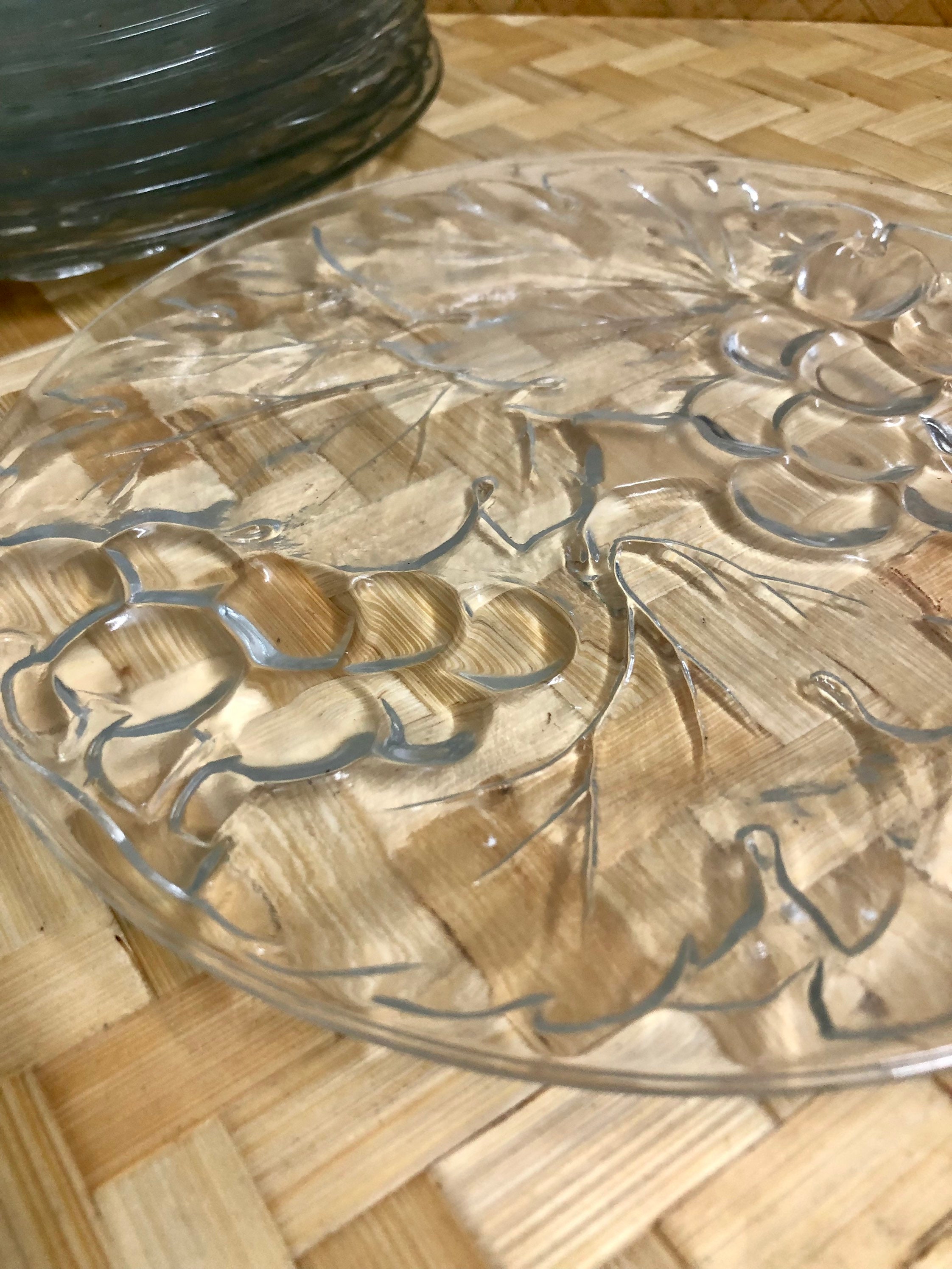 Set of 10 Vintage Etched Clear Glass Embossed Plates Grapes - Etsy